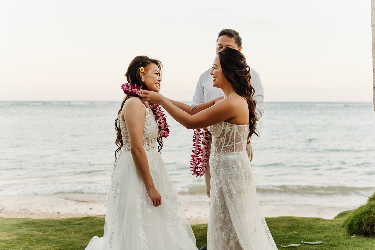 Hawaii Wedding Traditions Guide - Hawaii Wedding Minister