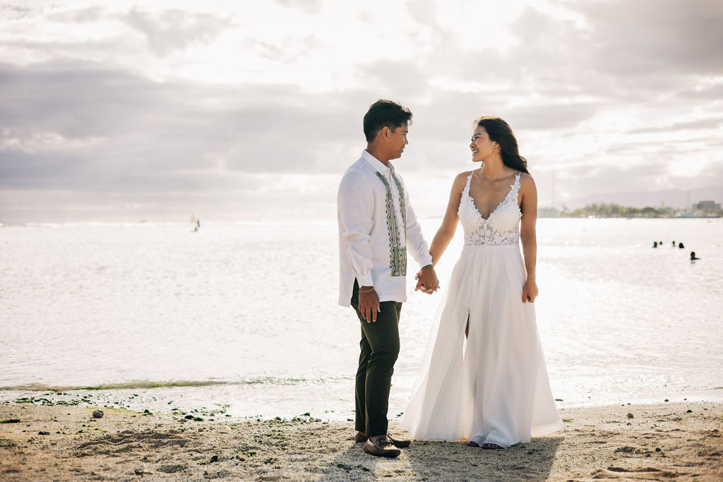 How to Choose the Best Beach Wedding Dress - Hawaii Wedding Minister